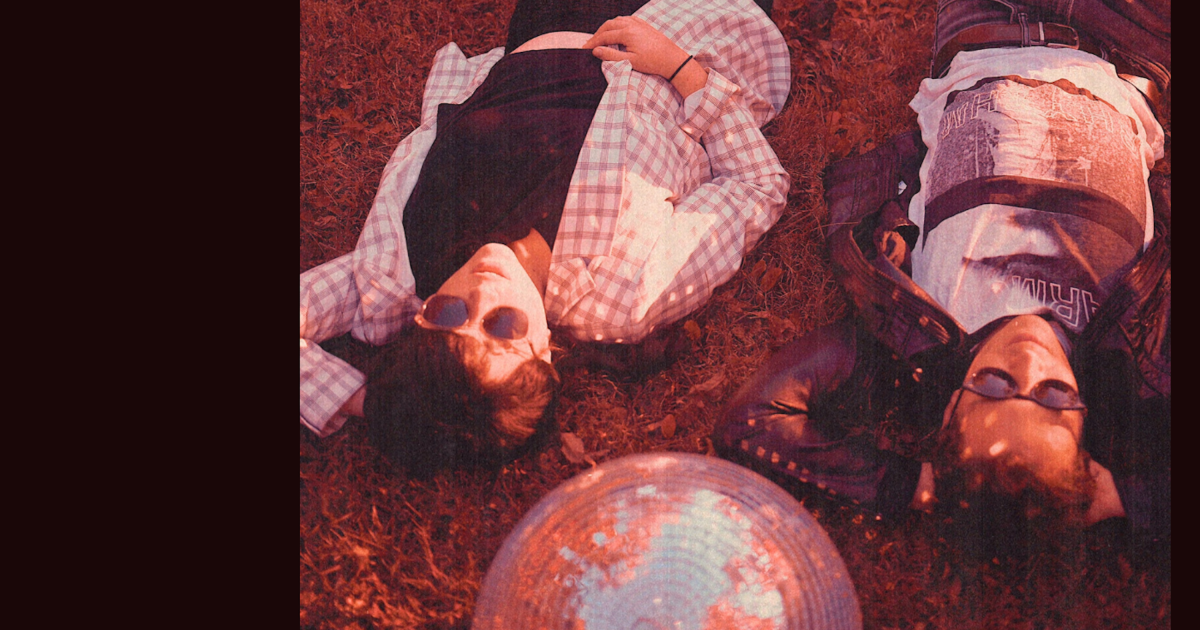 Ordinary World, an album by De Lune | Musicbed