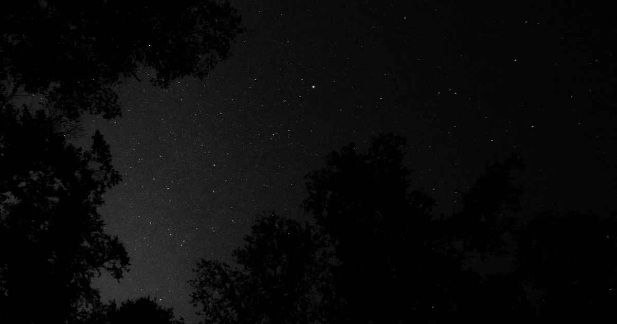 Deep Into Space, an album by Chris Lippincott | Musicbed