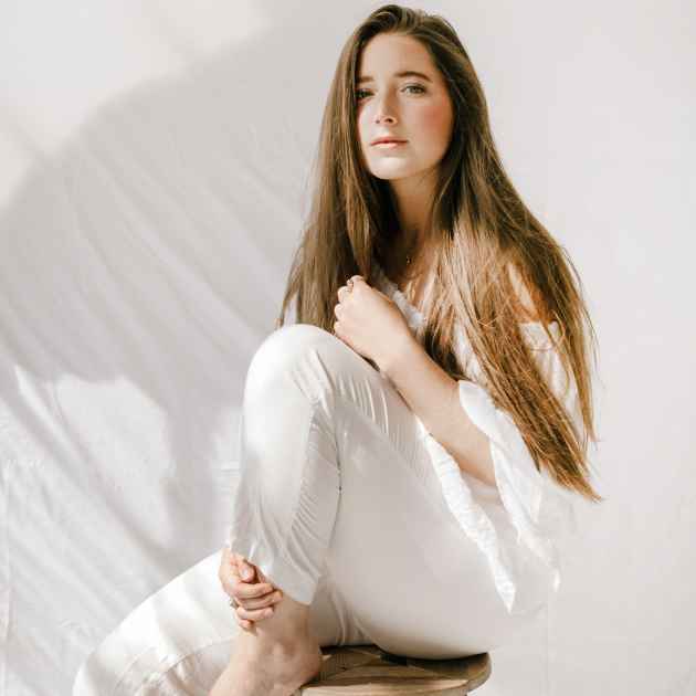 Lonely Nights (Acoustic Version) by Noelle Johnson | Song License