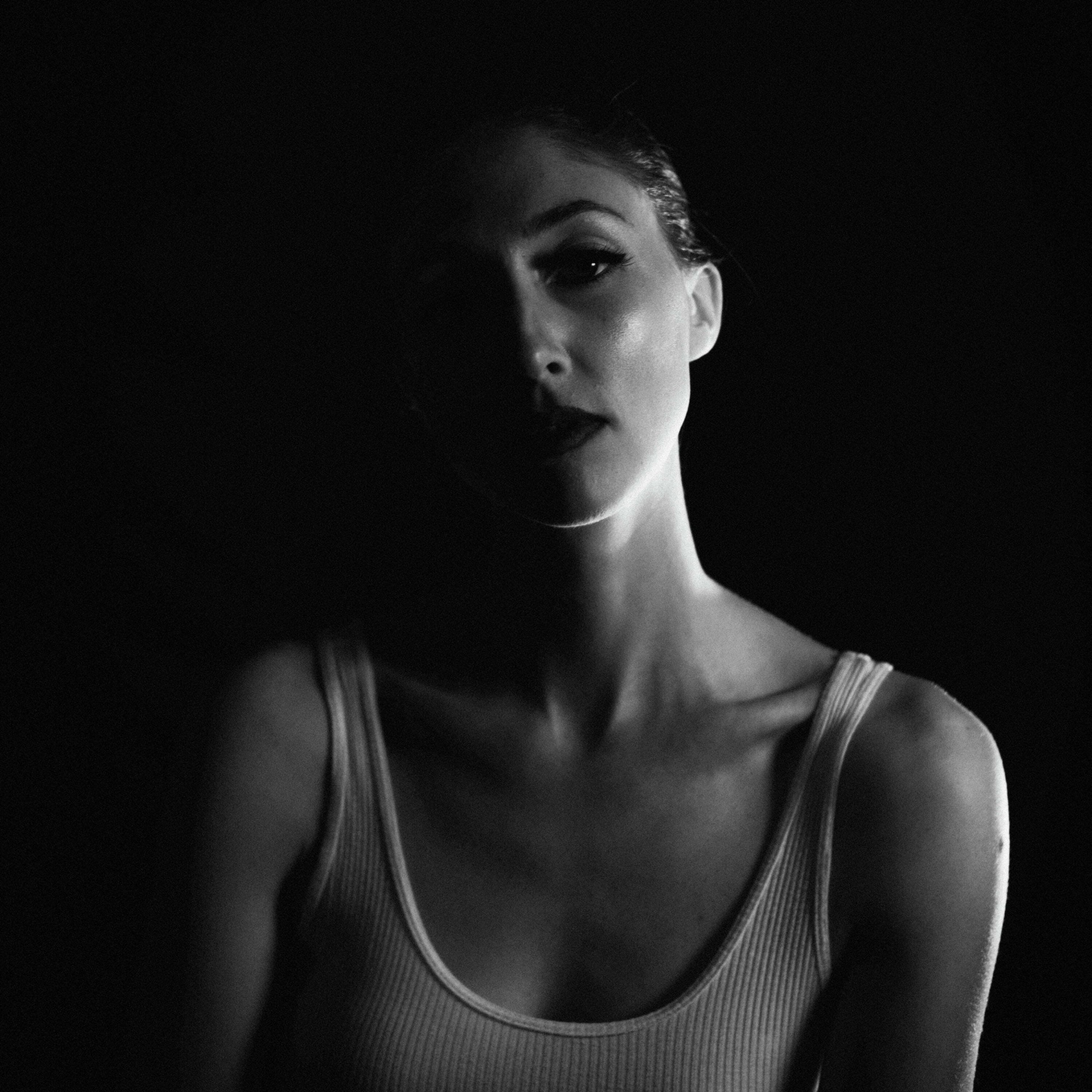 Discover Hannah Parrott | Music Licensing | Musicbed